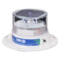 Solar navigation light - All boating and marine industry manufacturers