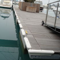 Stern fender - All boating and marine industry manufacturers