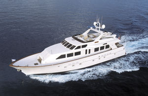 High-speed motor yacht - SIMARON - Burger Boat Company - traditional ...