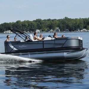 Side console pontoon boat - All boating and marine industry manufacturers