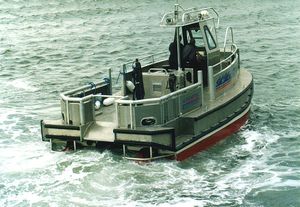 Cable and pipe handling boat - ALN 039 ‘KK1’ - Alnmaritec - catamaran ...