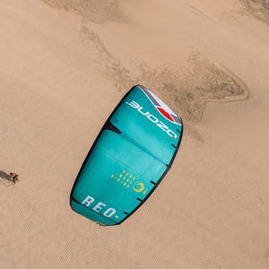 C-shape kitesurf kite - EDGE V11 - Ozone - race / fast / speed