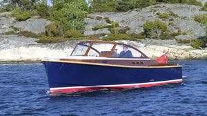 Classic runabout, Traditional runabout - All boating and marine ...