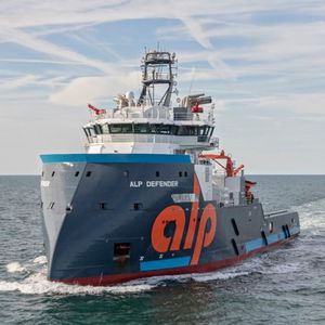 Anchor-handling tugboat (AHT) offshore support vessel - Olympic Hera ...