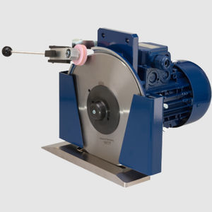 Rotary-knife cutting machine - KRS 550 - Kuris Spezialmaschinen ...