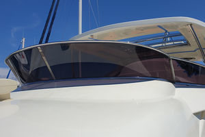 Yacht glass panel - Laminated - AYDIN ACAR YACHT GLASS DENIZCILIK A.S ...