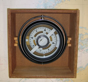 Ship steering compass - M45A - W. Ludolph - magnetic / horizontal ...