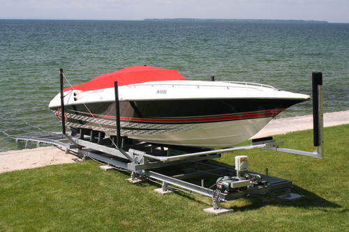 Boat lift - R & J Machine - rail system / aluminum