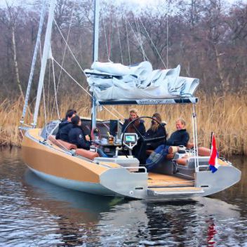 Day-sailer sailboat - Speedlounger 8500 - Alufleet B.V. - 1-cabin ...