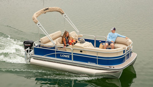 Outboard pontoon boat - Ultra 160 - Lowe - open / side console / cruising