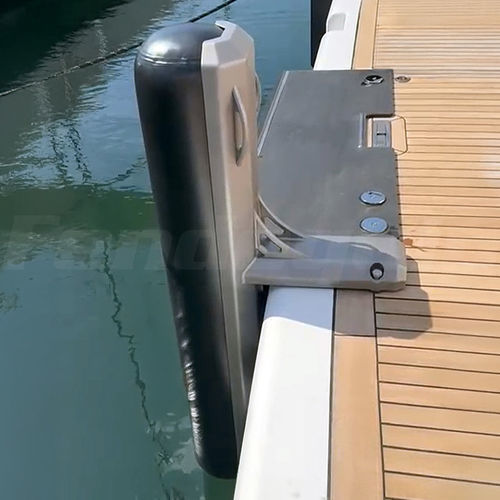 Harbor fender - FENDEQUIP MOORING PRODUCTS - stern / swim platform ...
