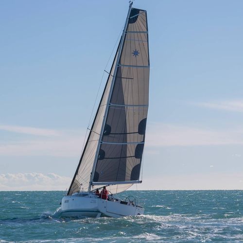 Cruising sailboat - SUN ODYSSEY 380 - Jeanneau - Sailboats - 3-cabin ...