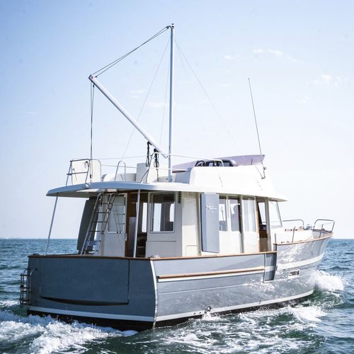 Inboard trawler - 34 - Rhea Marine - semi-displacement hull / flybridge ...