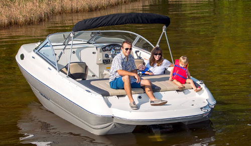 Inboard runabout - 208CR - Stingray Boats - dual-console / 9-person max ...