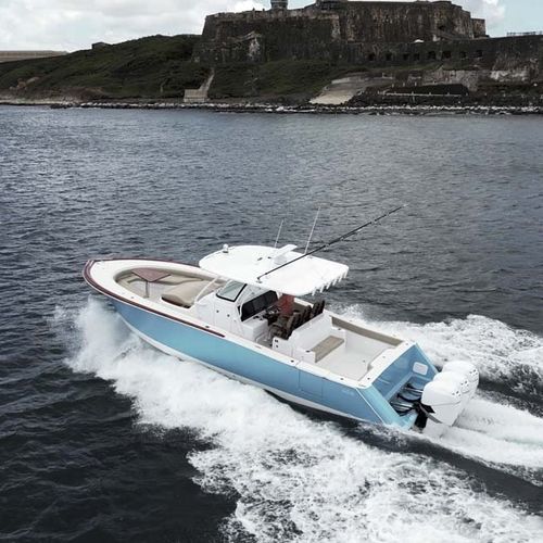 Outboard center console boat - TM37 - Vicem Yachts - triple-engine ...