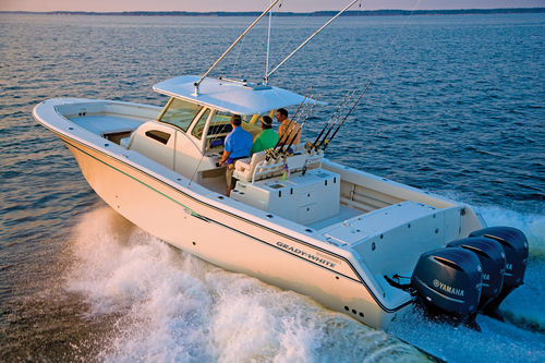 Outboard center console boat - Canyon 376 - Grady-White - triple-engine ...