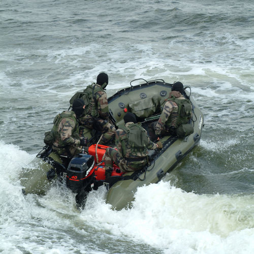 Search and rescue boat - 425 UM - Sillinger - dive support boat ...