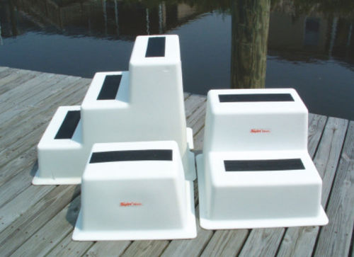 Boarding steps - STEPSAFE - Taylor Made Products