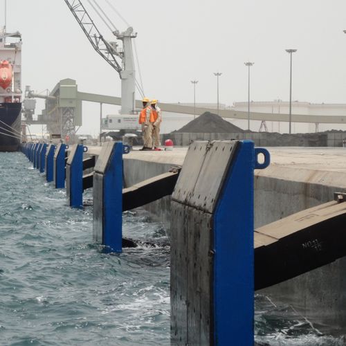 Harbor fender - MV series - Trelleborg Marine and Infrastructure ...