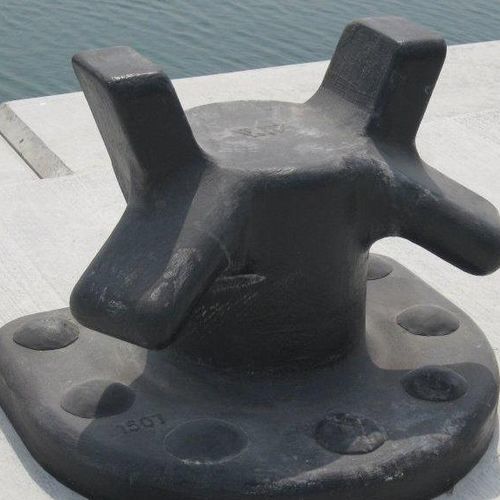 Terminal mooring bollard - Horn - Trelleborg Marine and Infrastructure