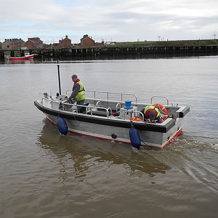 Line-handling boat - ALN 154 ‘Eden Island’ - Alnmaritec - inboard