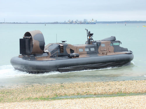 Commercial hovercraft - 2400TD - Griffon Hoverwork - rescue