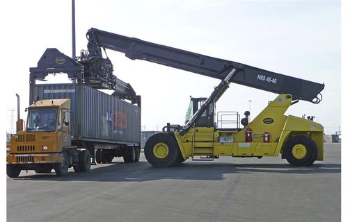 Reach-stacker with top-lift spreader - RS Series - Hoist Liftruck Mfg ...