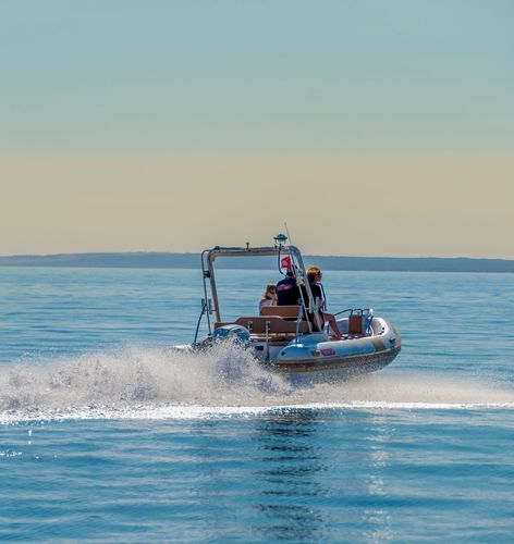 Outboard inflatable boat - 550 PRO - ESPADON CONCEPT - rigid / center ...