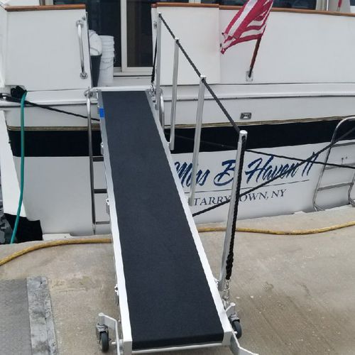 Boat gangway - SHORE-STEP - Mar Quipt - for yacht / folding / manual