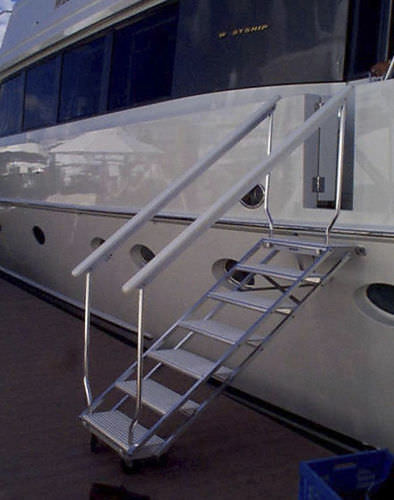 Yacht ladder - Mar Quipt - lateral / boarding / manual