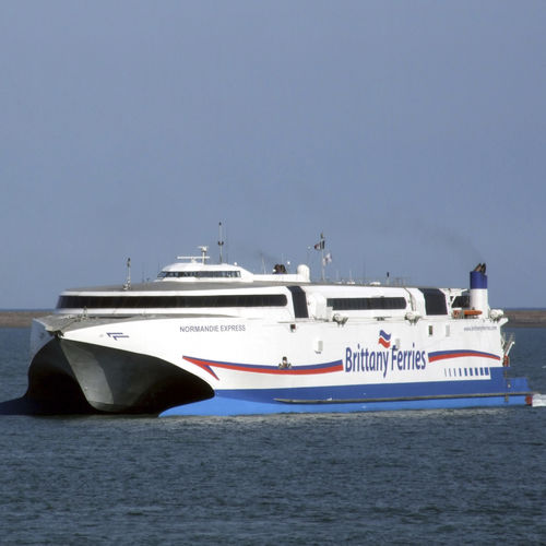 Catamaran car ferry - CONDOR VOYAGER - INCAT - high-speed