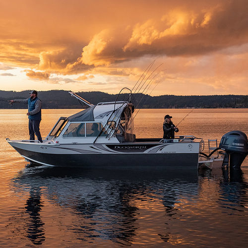 Outboard day fishing boat - 21 DISCOVERY - Duckworth - wheelhouse ...
