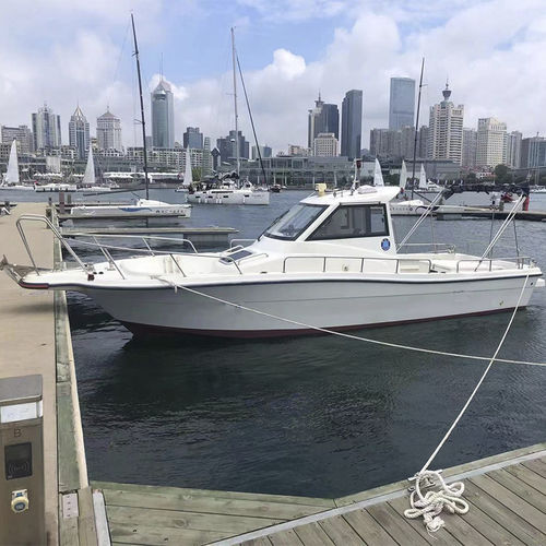 Outboard deck boat - FRP30F - Qingdao Lian Ya Boat Co.,Ltd. - open ...