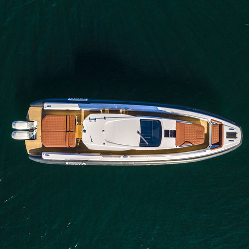 Diesel inflatable boat - PIRELLI 50 - PIRELLI | TecnoRib - gasoline ...