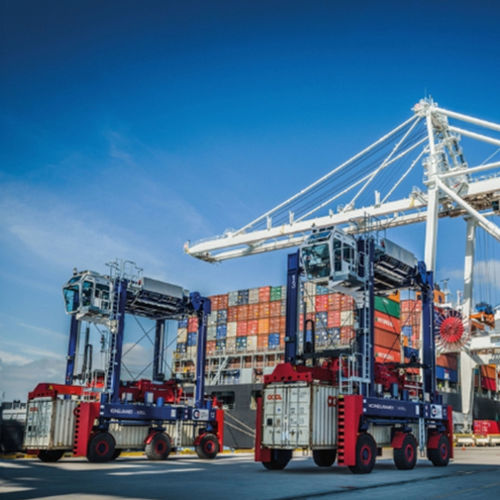 Container straddle carrier - Sprinter - Konecranes