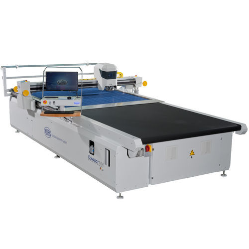 CNC cutting table - C1717 - Kuris Spezialmaschinen - vacuum / for shipyards