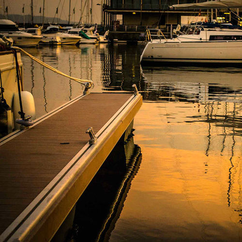 Dock finger - YPMarinas