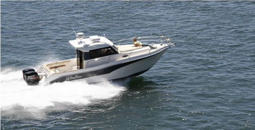 Outboard cabin cruiser - 930 Fisher Lux - San Remo Boats - twin-engine ...