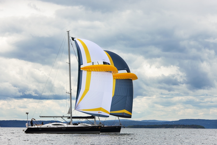 CREATING NEW DIMENSION - THE ALL NEW PARASAILOR - An der Leiten 4 ...