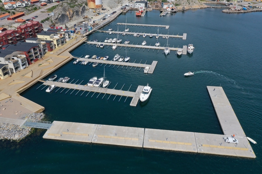 SF Marina reveals new ten-metre-wide floating breakwater ...