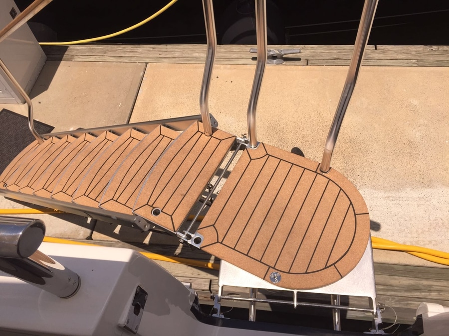 UMT Aluminum Boarding Stairs with Swivel Platform & Removable Chocks ...