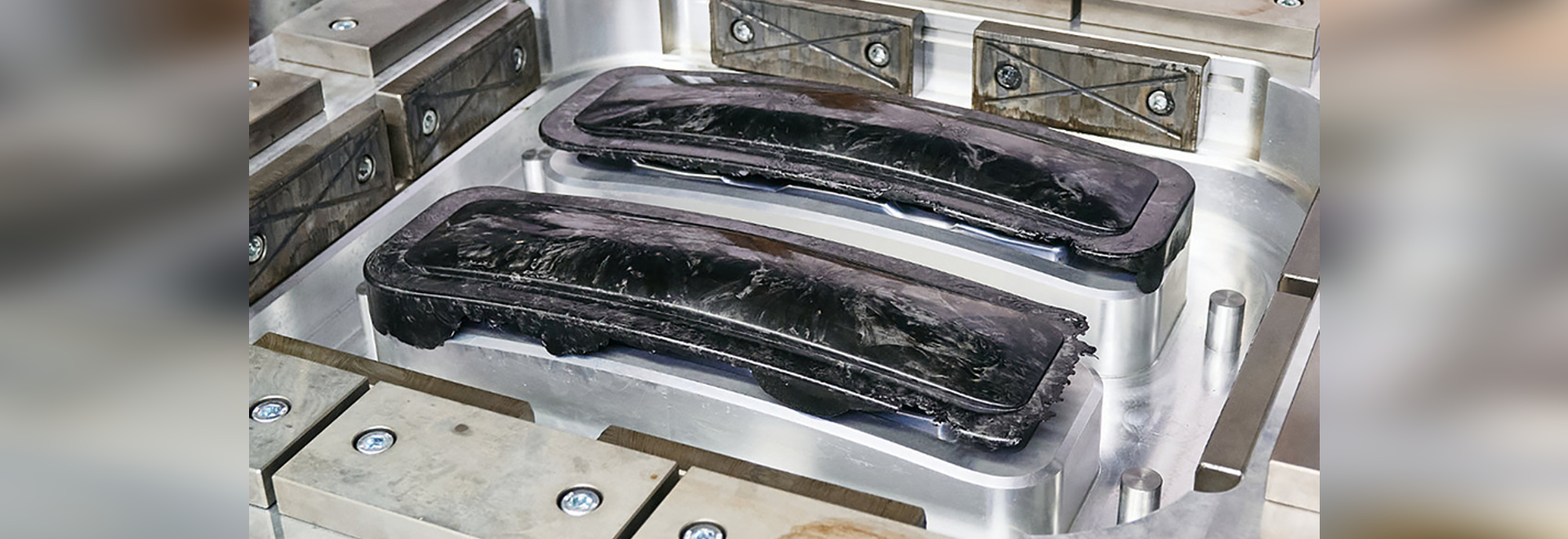 CARBON AND TITANIUM ALLOY - Via Luigi Albertini, 36, 60131 Ancona AN ...