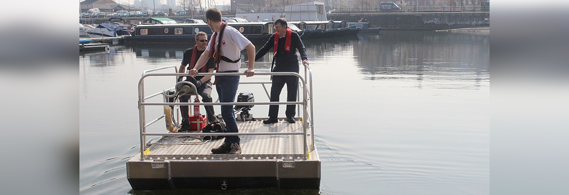 Portable Self Propelled Pontoons - Water Witch Workboats