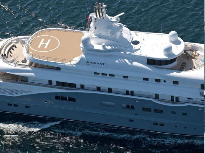 Radiant yacht store