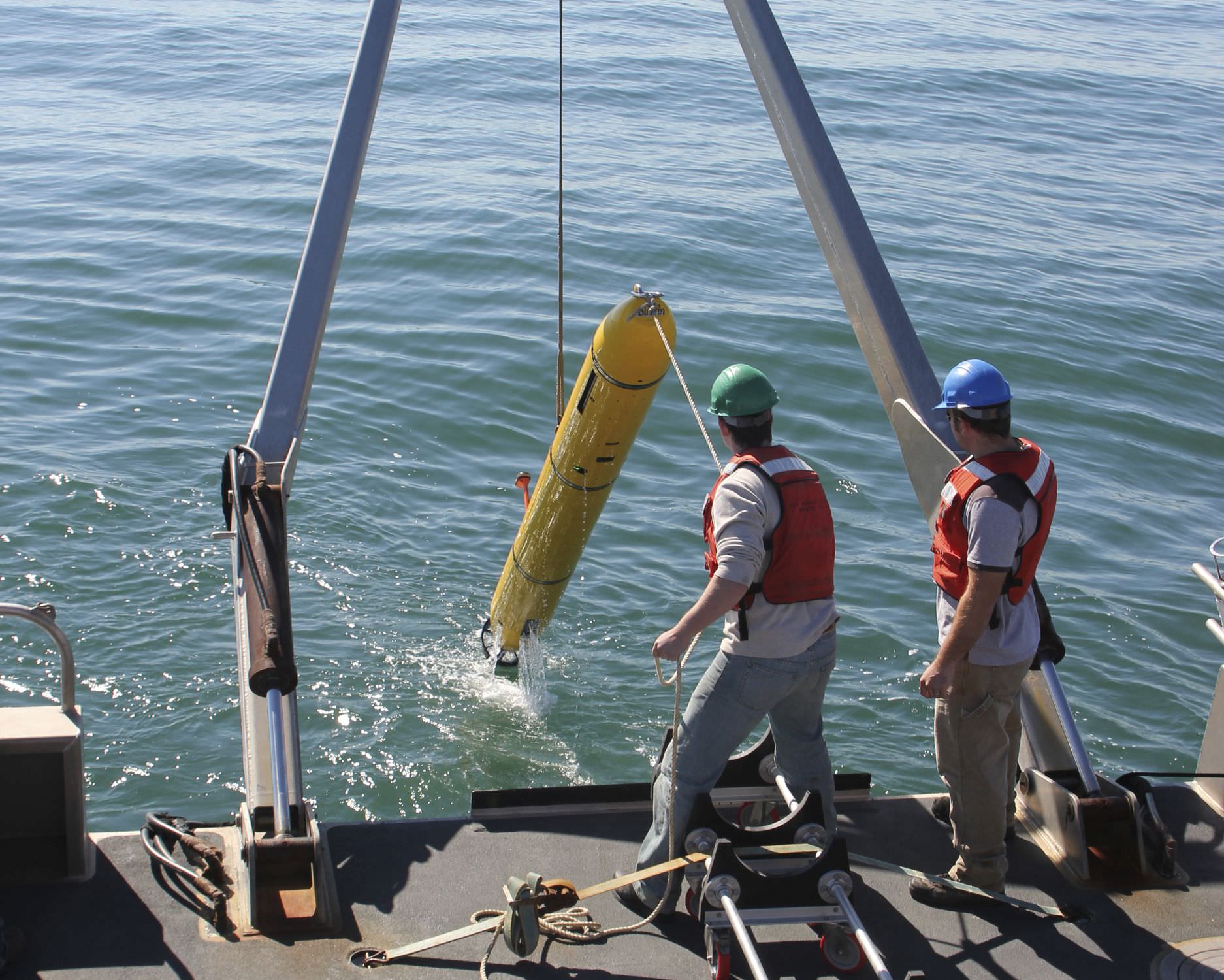 AUV - Bluefin-12 - Bluefin Robotics Corporation