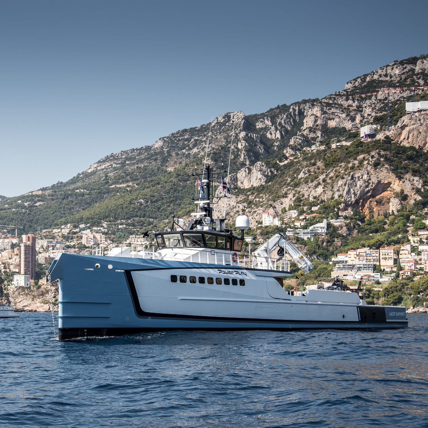 Megaiate de cruzeiro - POWER PLAY - Damen Yachting - com casa de leme ...