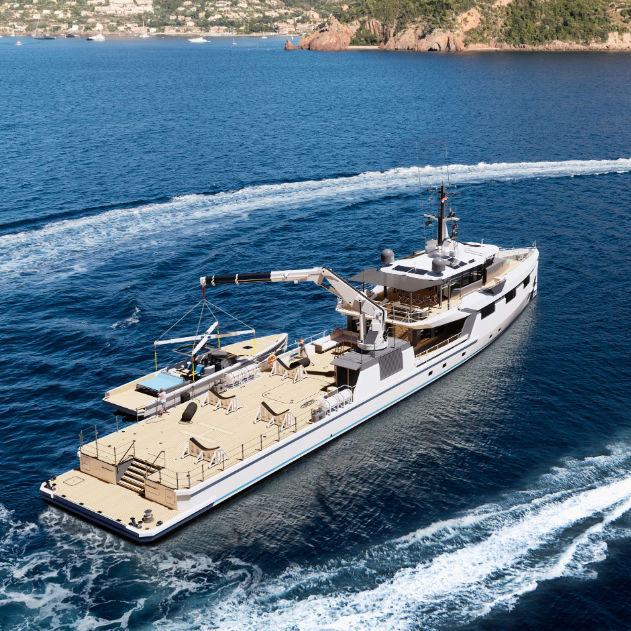 Megaiate de cruzeiro - YS 5303 - Damen Yachting - com casa do leme / de ...