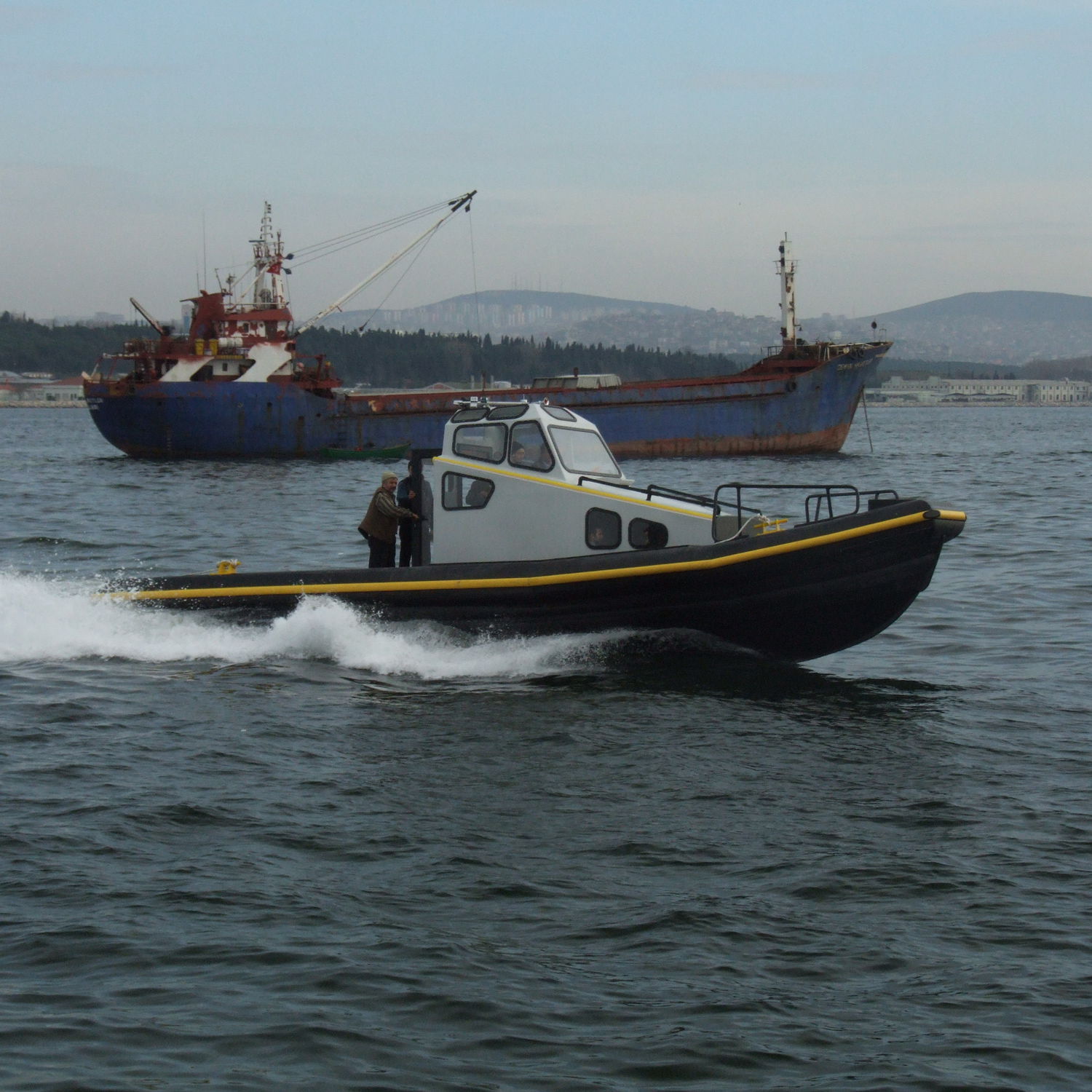 Barco profissional barco para aquicultura - akuakare - com motor de ...