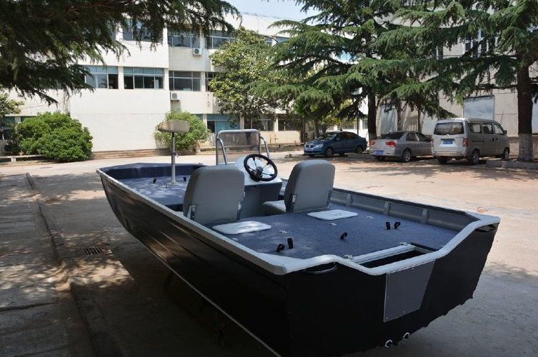 Bote com motor de centro - FISHER 500 - Qingdao Allheart Marine Co ...