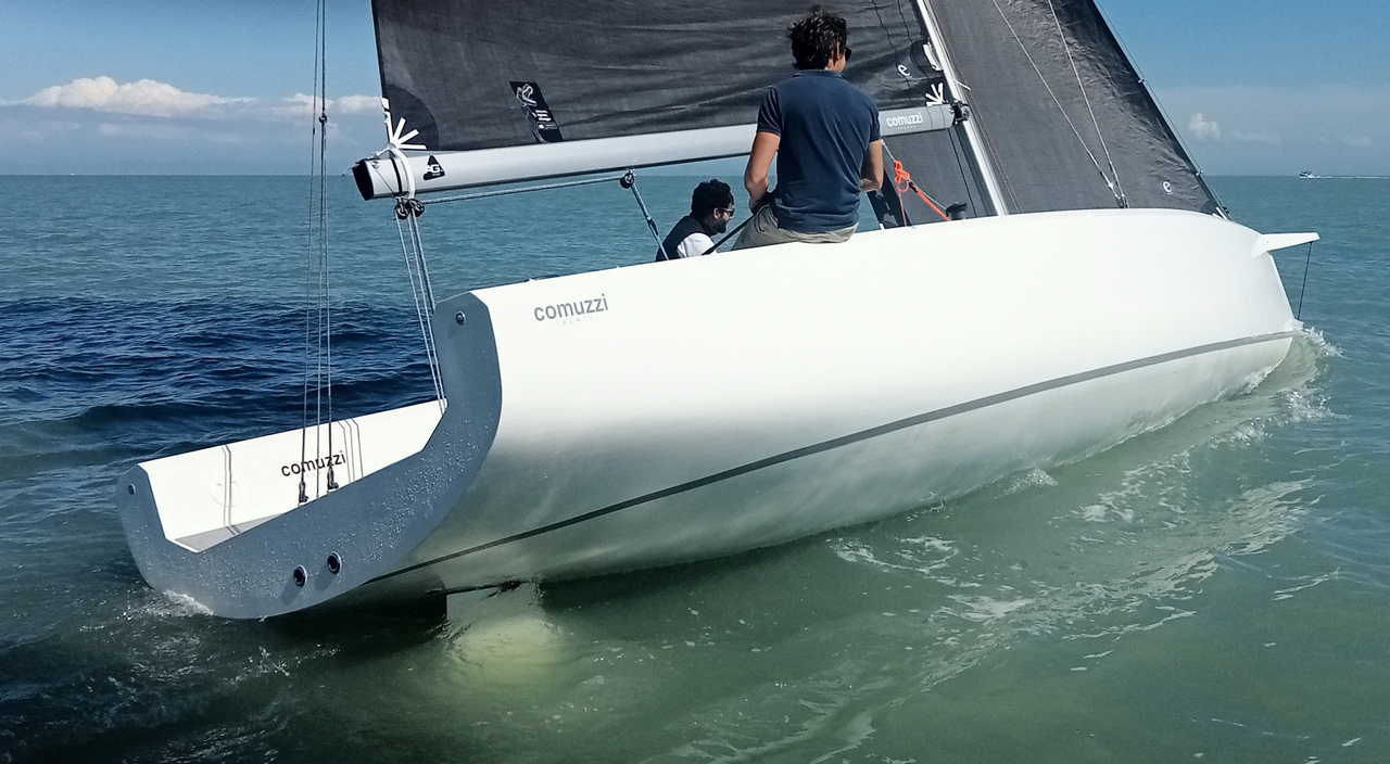 Veleiro Day Sailer - C-32 SPORT - COMUZZI yachts s.r.l.s - de regata ...